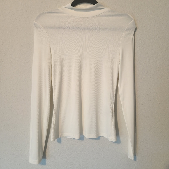 Forever 21 | Tops | Forever 2shein Bundle Black White Solid Formfitting Turtleneck Tops | Poshmark